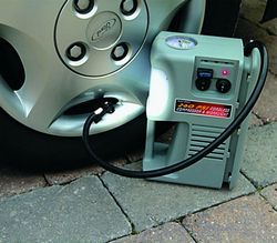 Tyre Inflator Rechargeable